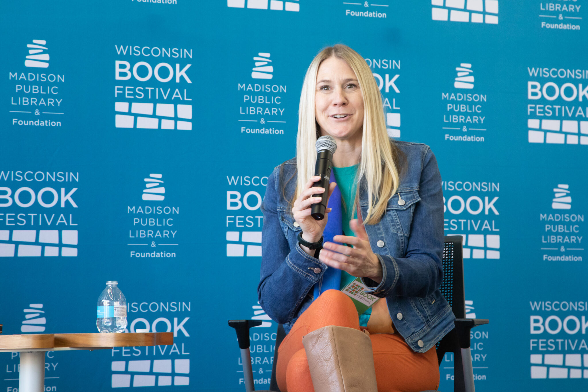 Speaking – Lynne Peeples